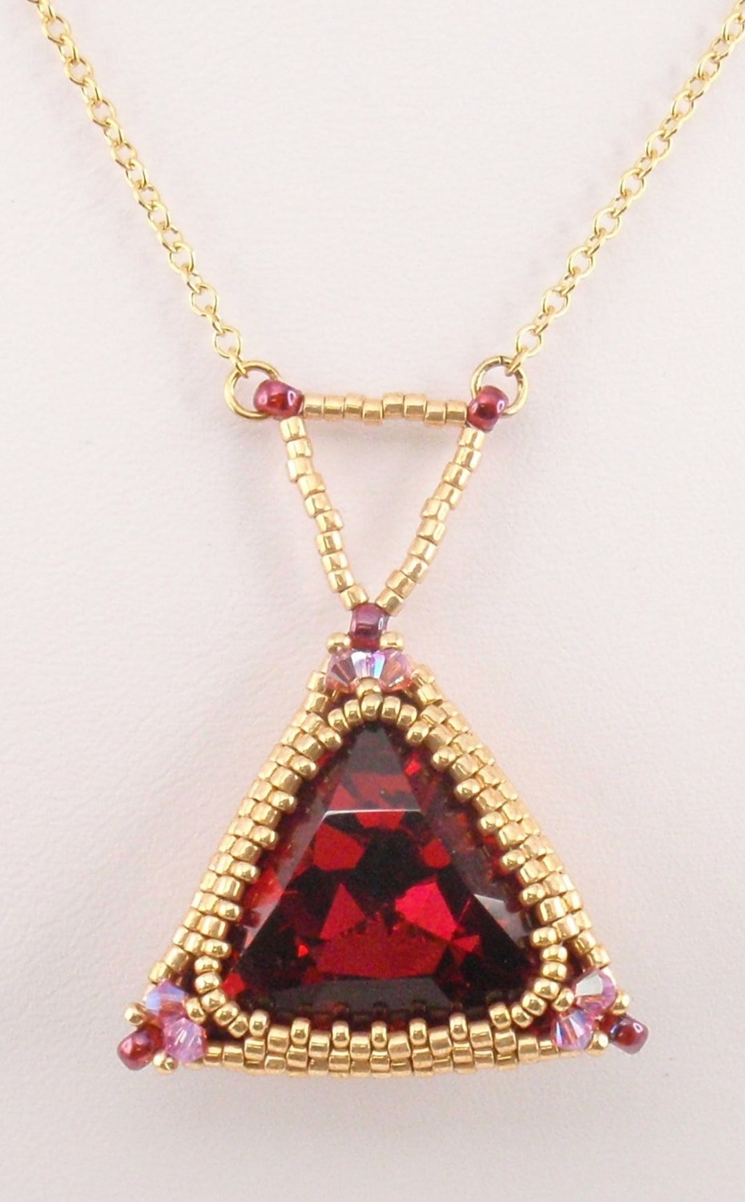 Beading Tutorial for Triangle Trinket Necklace, Jewelry Pattern ...