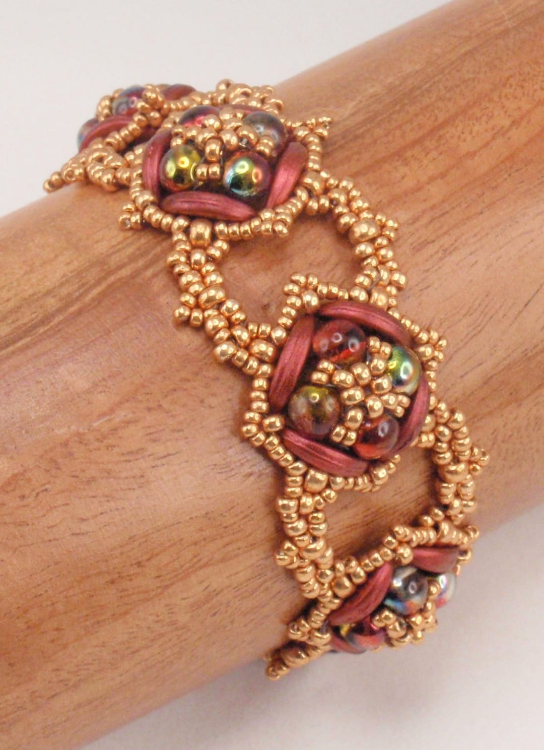 Beading Tutorial for Quantum Sovereignty Bracelet, Jewelry Pattern ...
