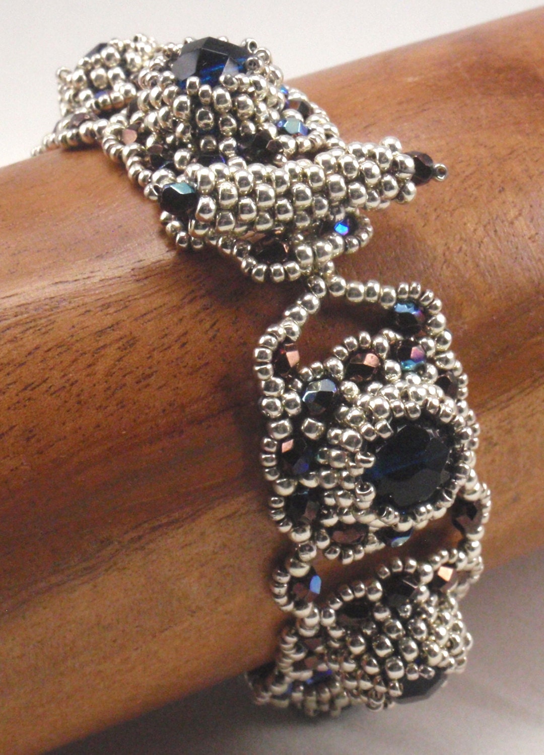 Beading Tutorial for Jeweled Mounds Bracelet, Jewelry Pattern ...