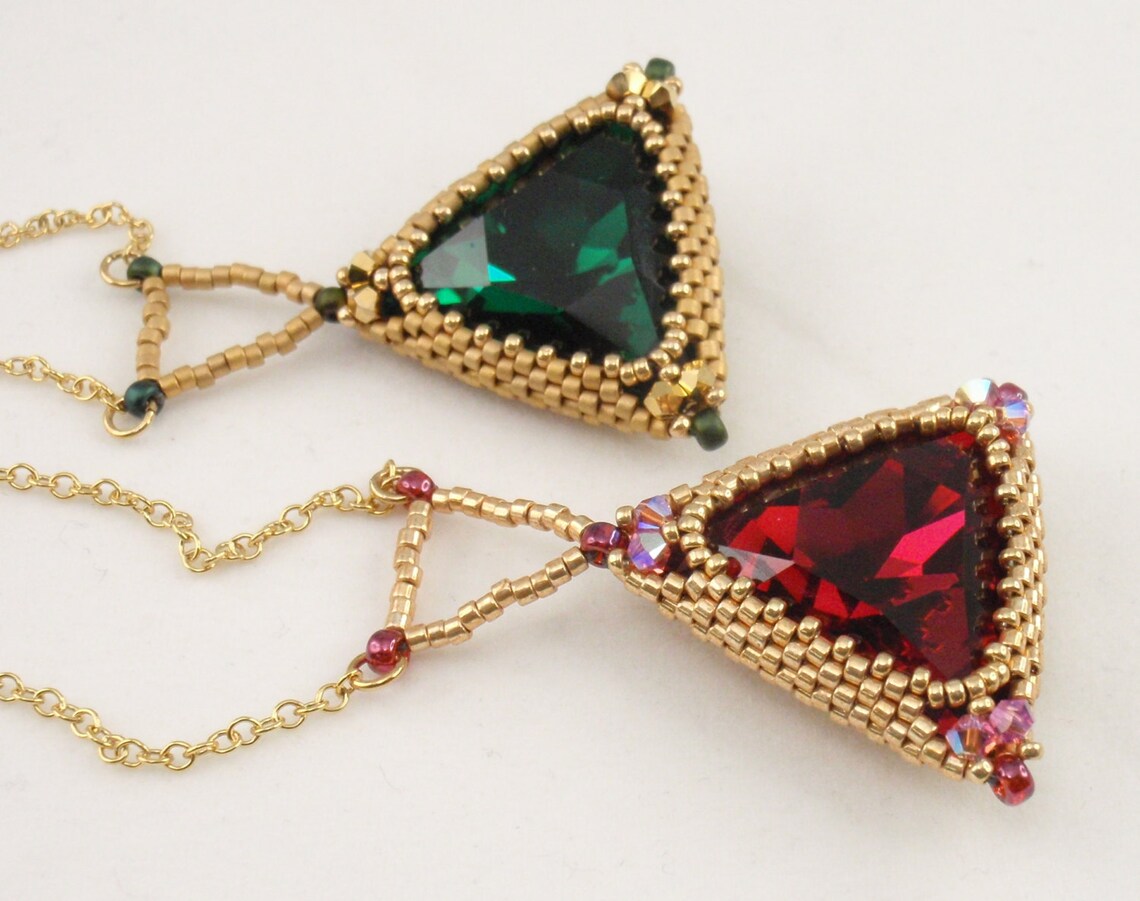 Beading Tutorial for Triangle Trinket Necklace, Jewelry Pattern ...