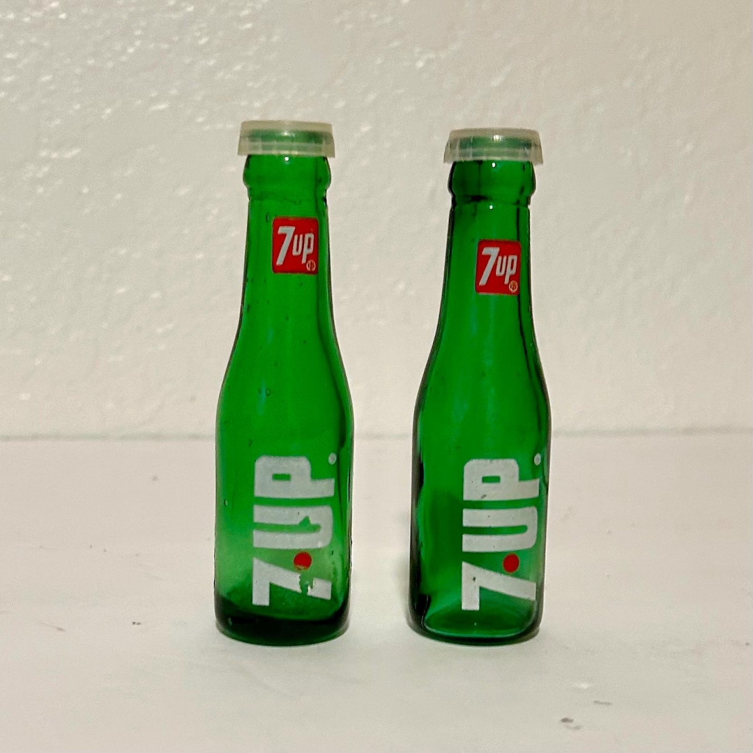 Vintage “7up” Glass Soda Pop Bottles Salt & Pepper Shakers - Ready to ...