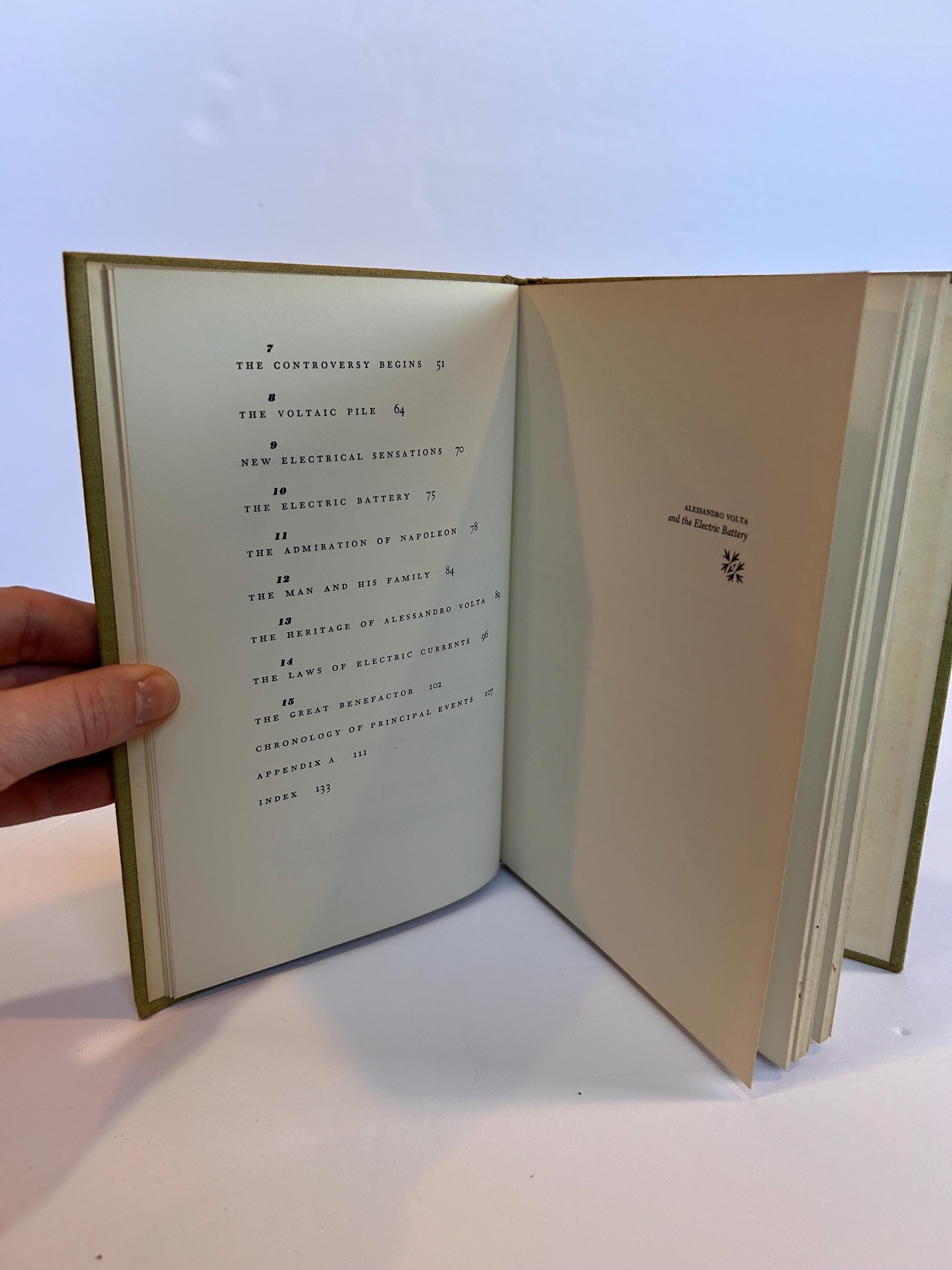 1964 "alessandro Volta and the Electric Battery" Vintage Book by Bern ...