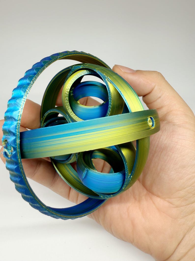 3D Printed Infinity Loop Toy - Stress Relief Fidget, Holographic Colors ...
