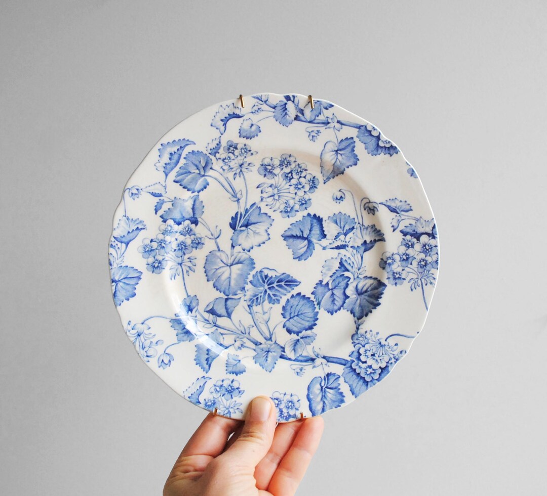 Vintage Blue and White Floral Ceramic Plate by Alfred Meakin - Florette ...