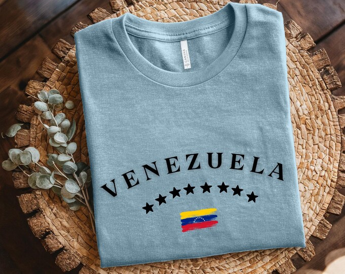 Venezuela Libre Latinx Sweatshirt, Venezuelan Flag for a Traveler ...