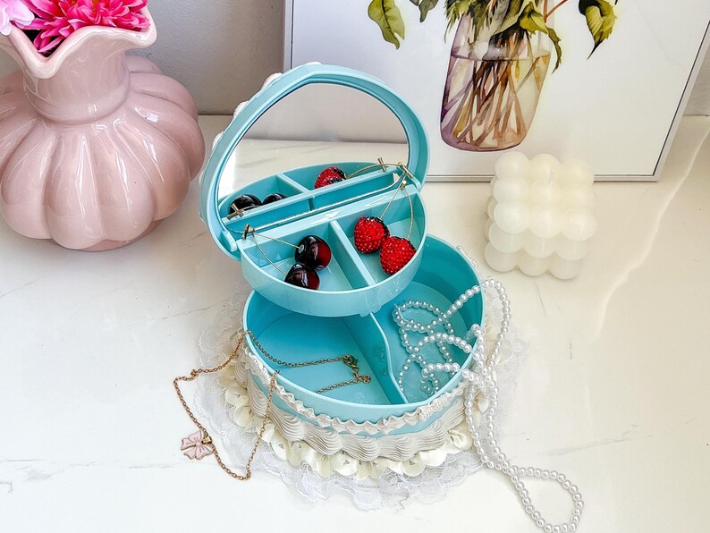 Heart Cake Jewelry Box With Mirror: Decorative Faux Cake Design - Etsy