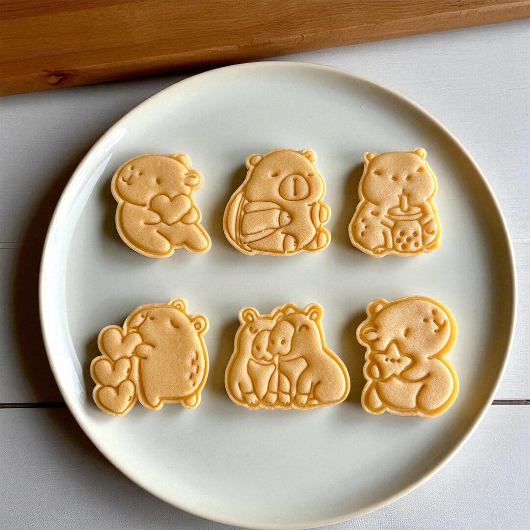 Capybara Cookie Cutter Set: Kawaii Fondant, Clay & Craft Cutters - Etsy
