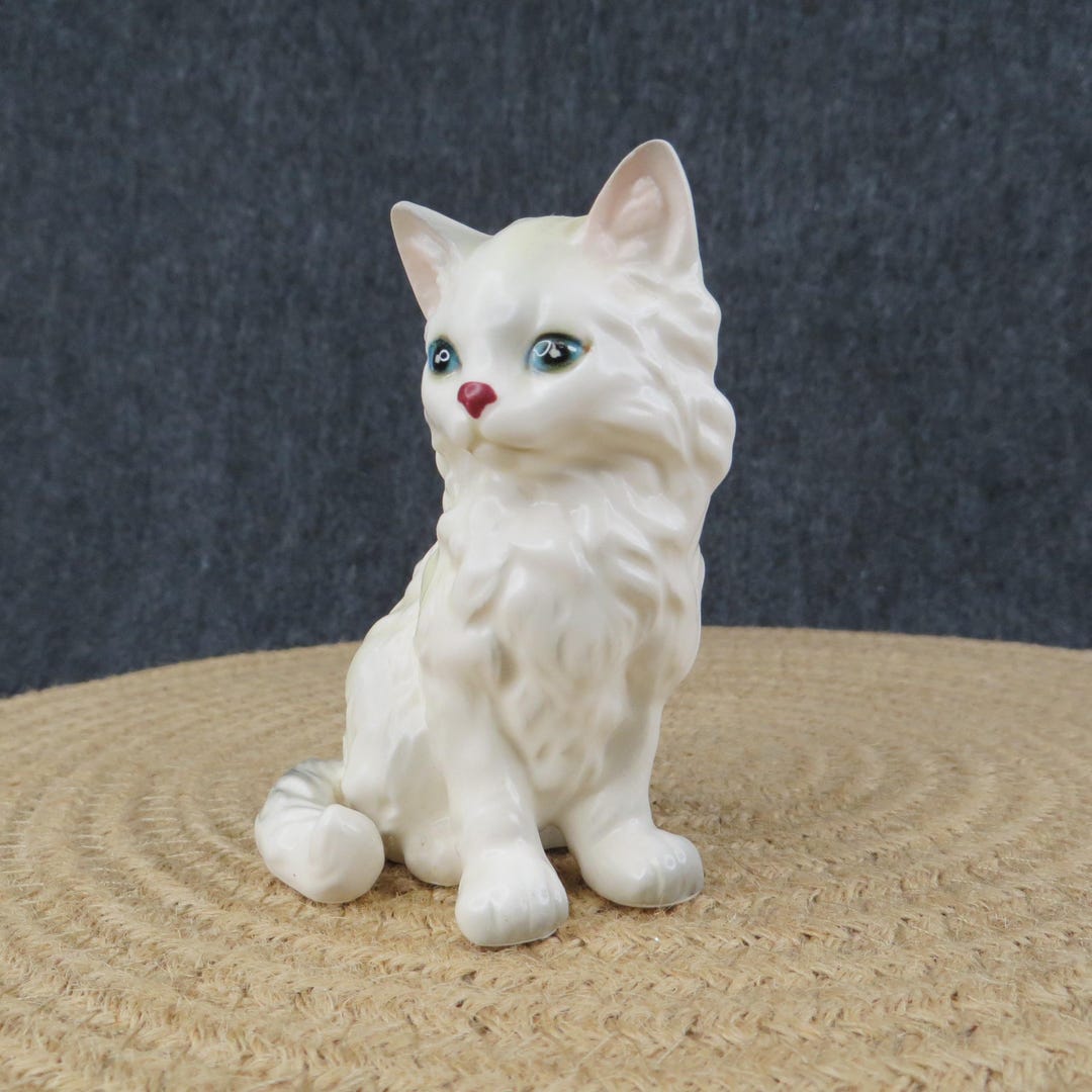 Vintage Lefton Cat or Kitten Figurine 1513 - Etsy