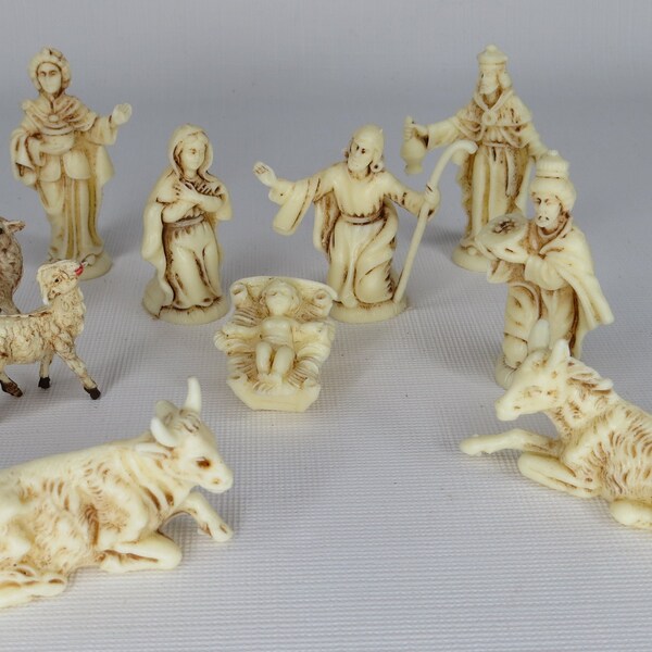 Plastic Nativity - Etsy
