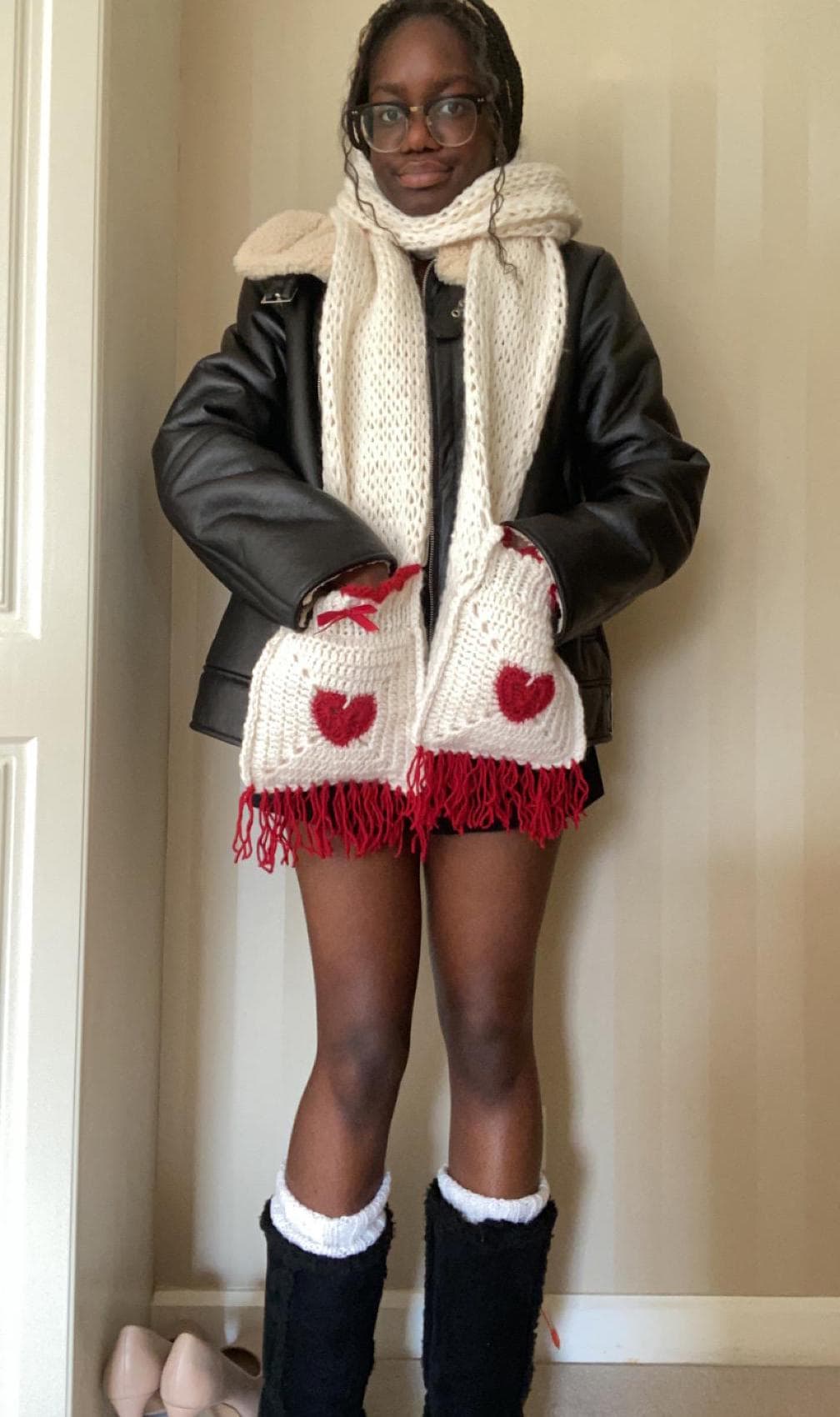 Valentina Scarf | Scarf With Divided Pockets | Women's Knit Crochet ...