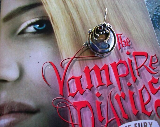 ELENA'S VERVAIN LOCKET NECKLACE ON VAMPIRE DIARIES CW.TV - Etsy