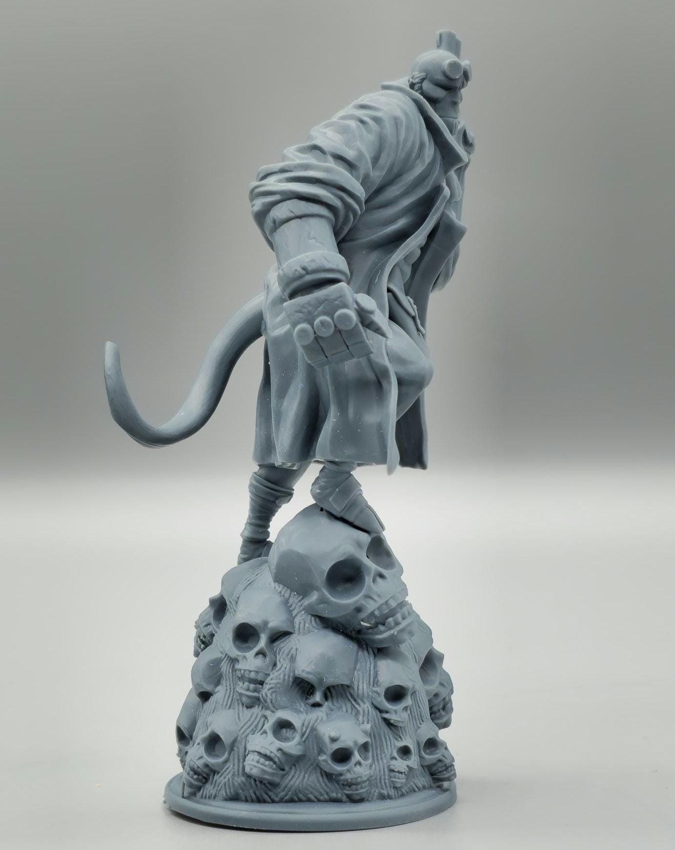 Hellboy | Mike Mignola | Comic | Superhero | Miniature | Superhero Mini ...