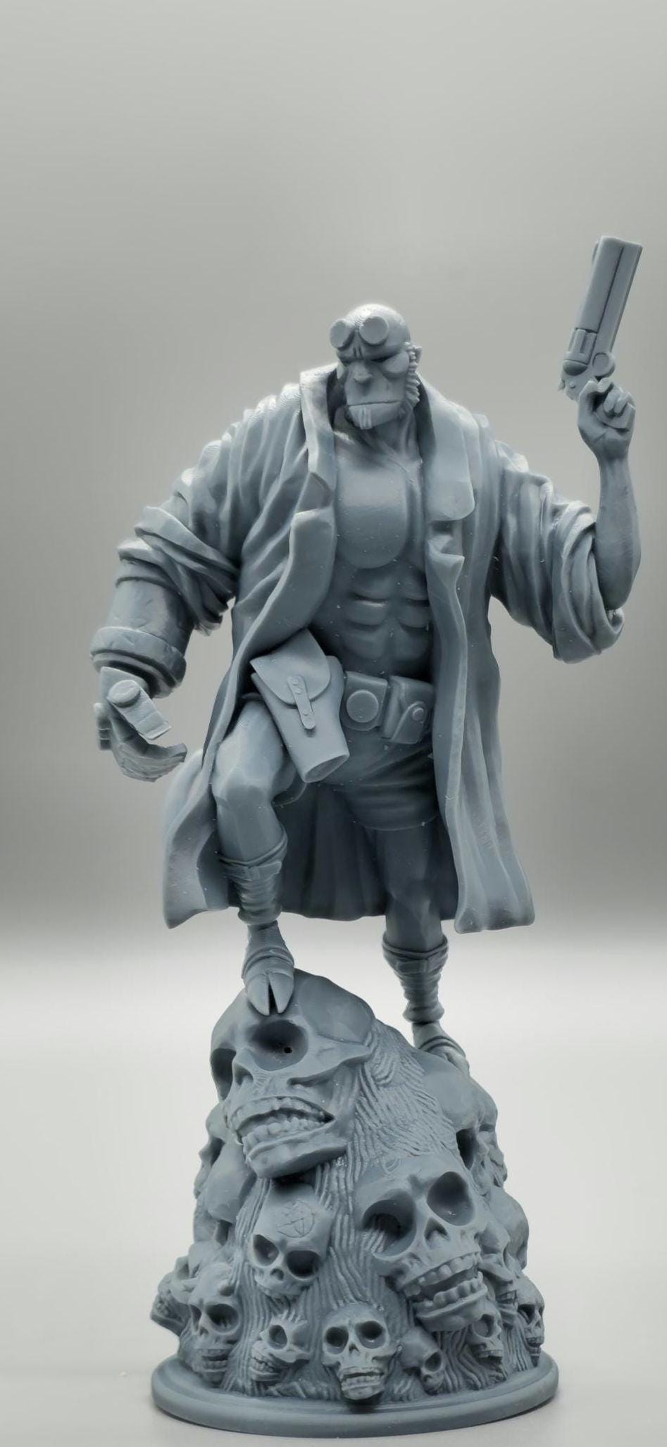 Hellboy | Mike Mignola | Comic | Superhero | Miniature | Superhero Mini ...