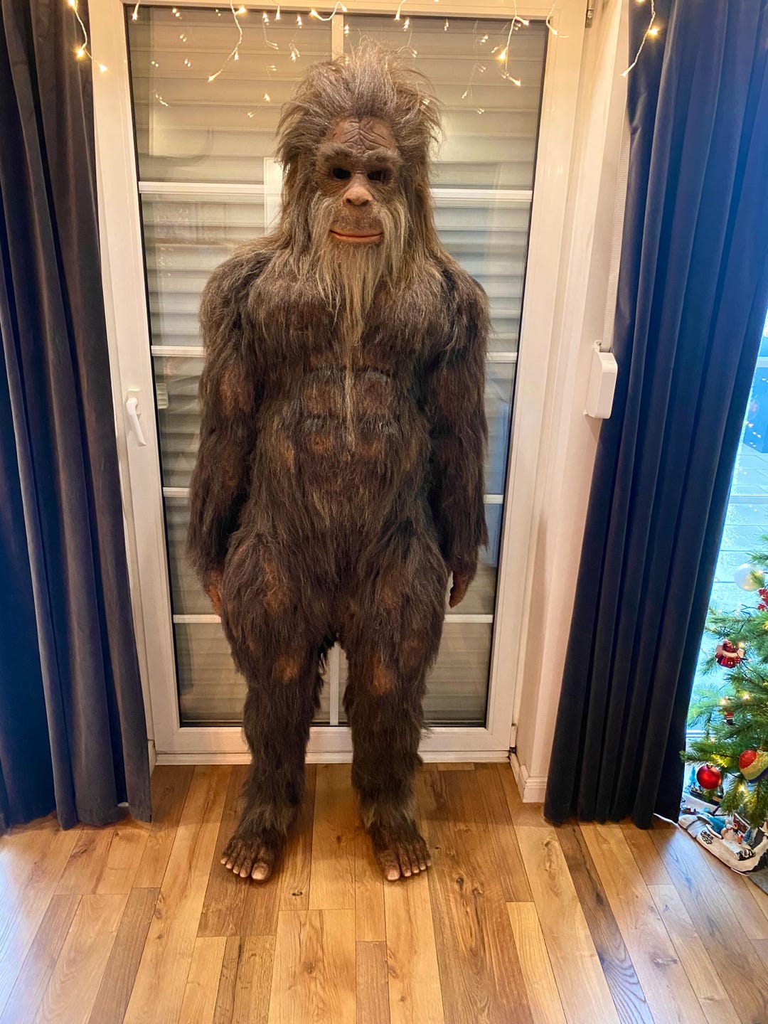 Realistic Bigfoot Costume, Unique and Fully Articulated. Sasquatch ...
