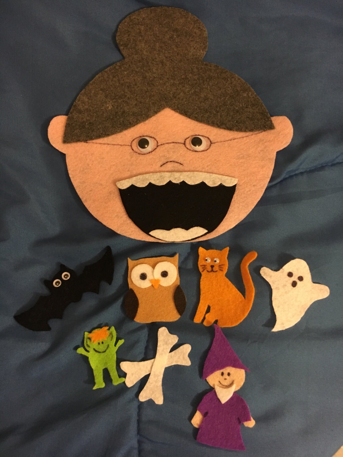 There Was an Old Lady Who Swallowed a Bat Flannel Felt Board Story ...