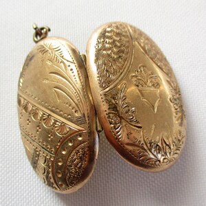 Vintage Oval Photo Locket Engraved Aesthetic Design - Etsy