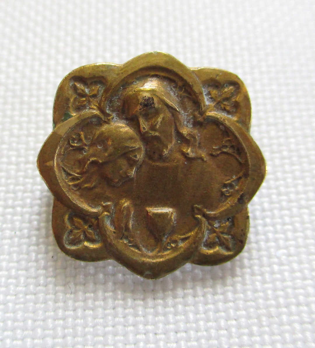 Vintage Remembrance of My First Communion Lapel Pin Religious Memento ...