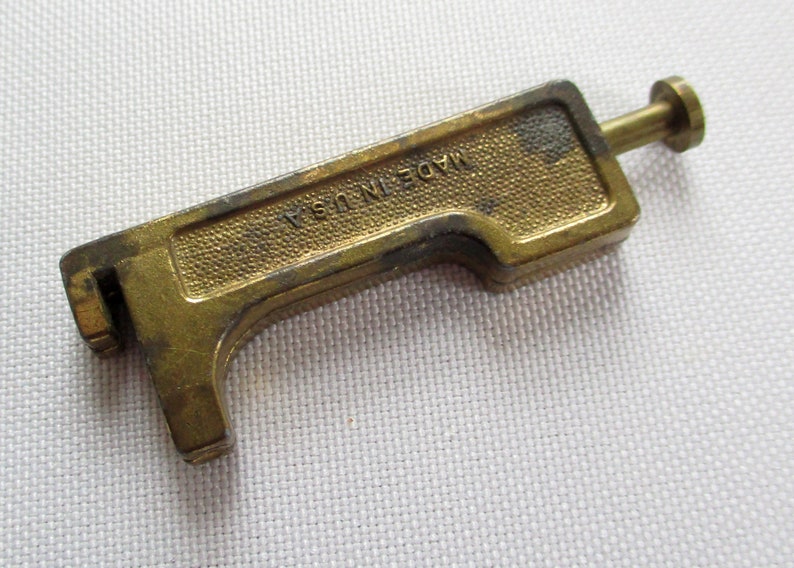 Vintage Thread-master Pats. 281.180-D. 124-599 - Etsy