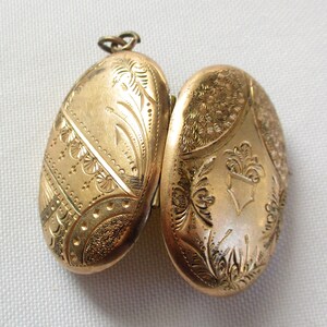 Vintage Oval Photo Locket Engraved Aesthetic Design - Etsy