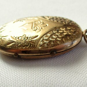 Vintage Oval Photo Locket Engraved Aesthetic Design - Etsy