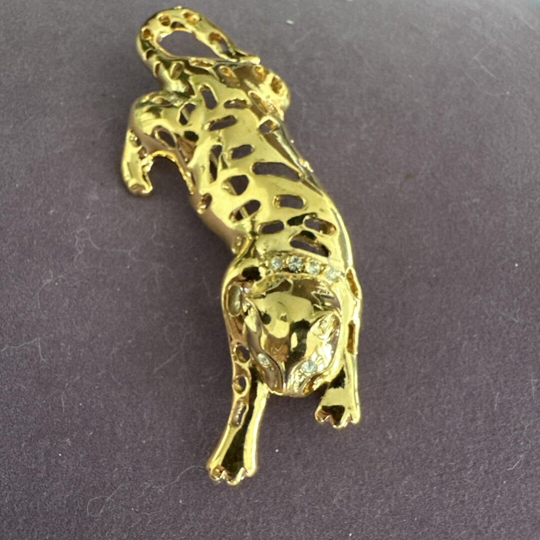 Vintage Lady Remington Goldtone Panther Cat Tiger Animal Pin Brooch ...