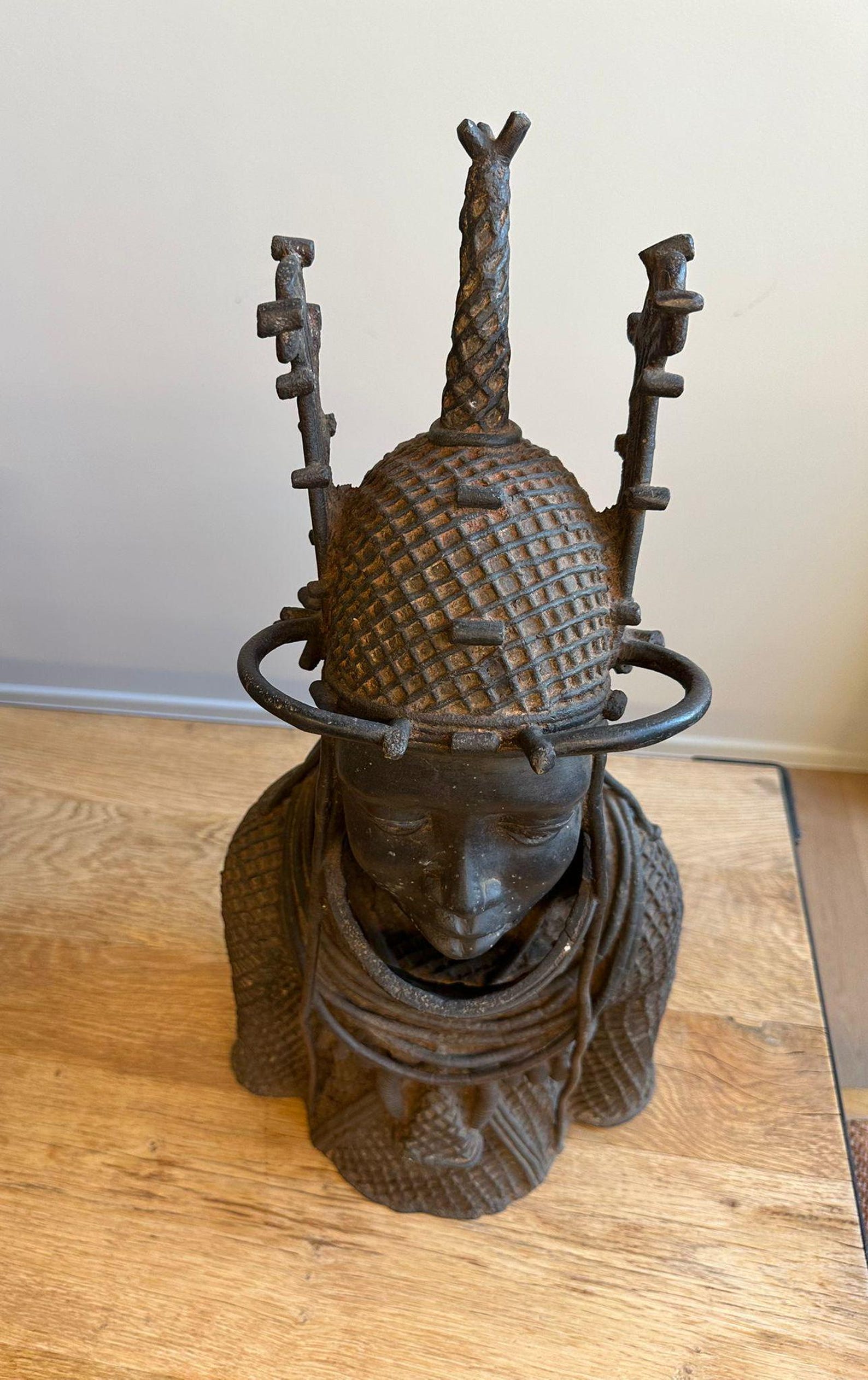 Benin Bronze Figure - African Art Collectible - Etsy