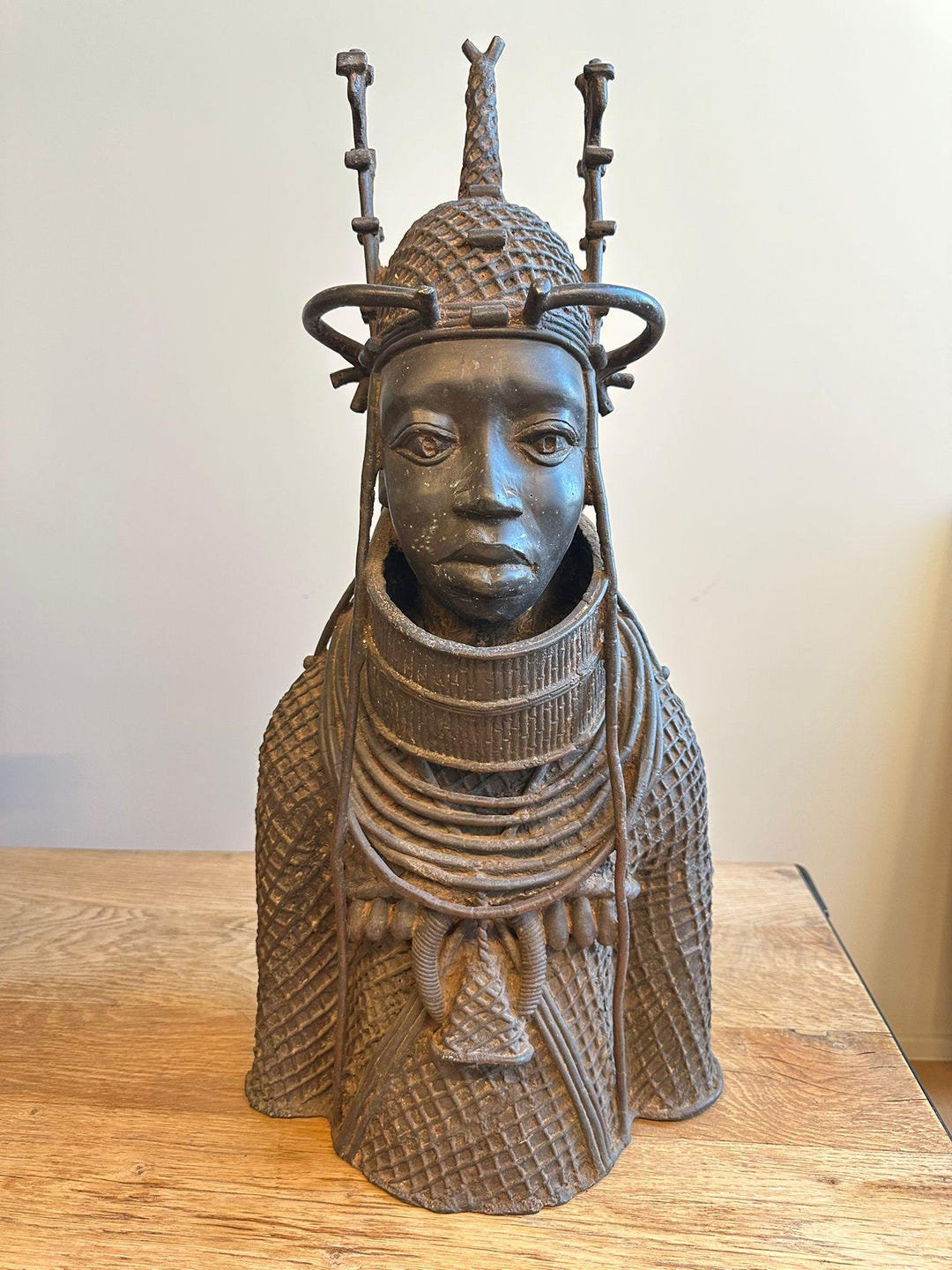 Benin Bronze Figure - African Art Collectible - Etsy