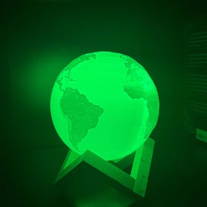 Earth LED Planet Lamp Realistic Space-themed Night Light for Kids ...