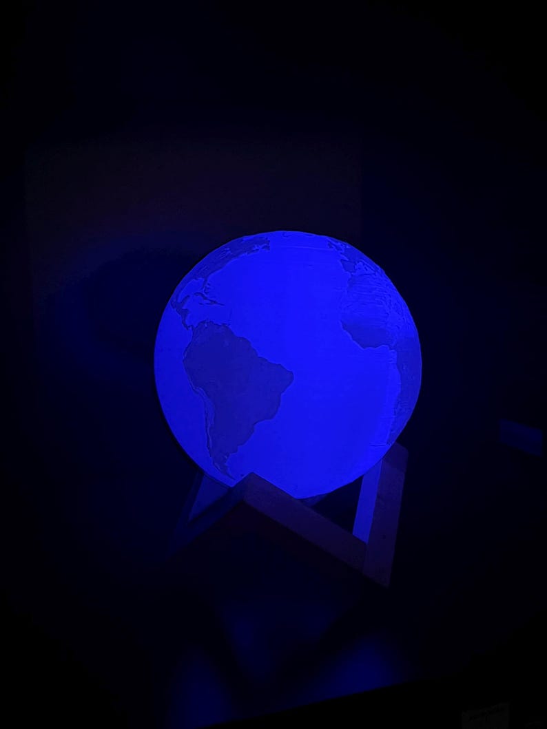 Earth LED Planet Lamp Realistic Space-themed Night Light for Kids ...