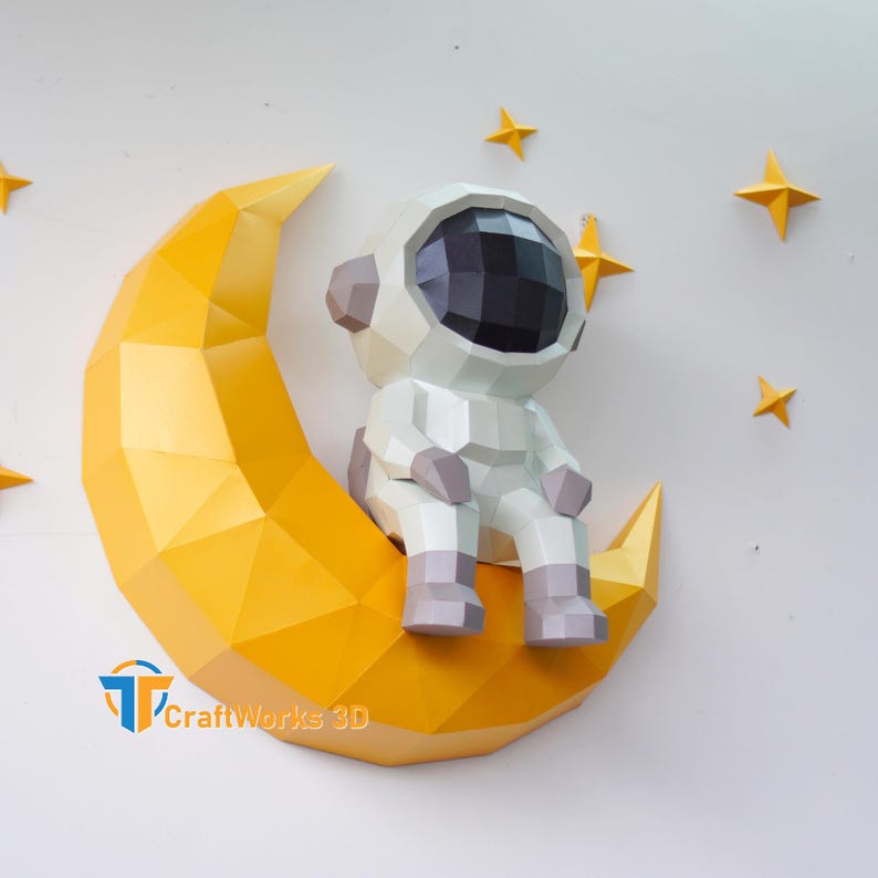 DIY Astronaut on the Moon Papercraft SVG PDF Templates – Low Poly Wall ...