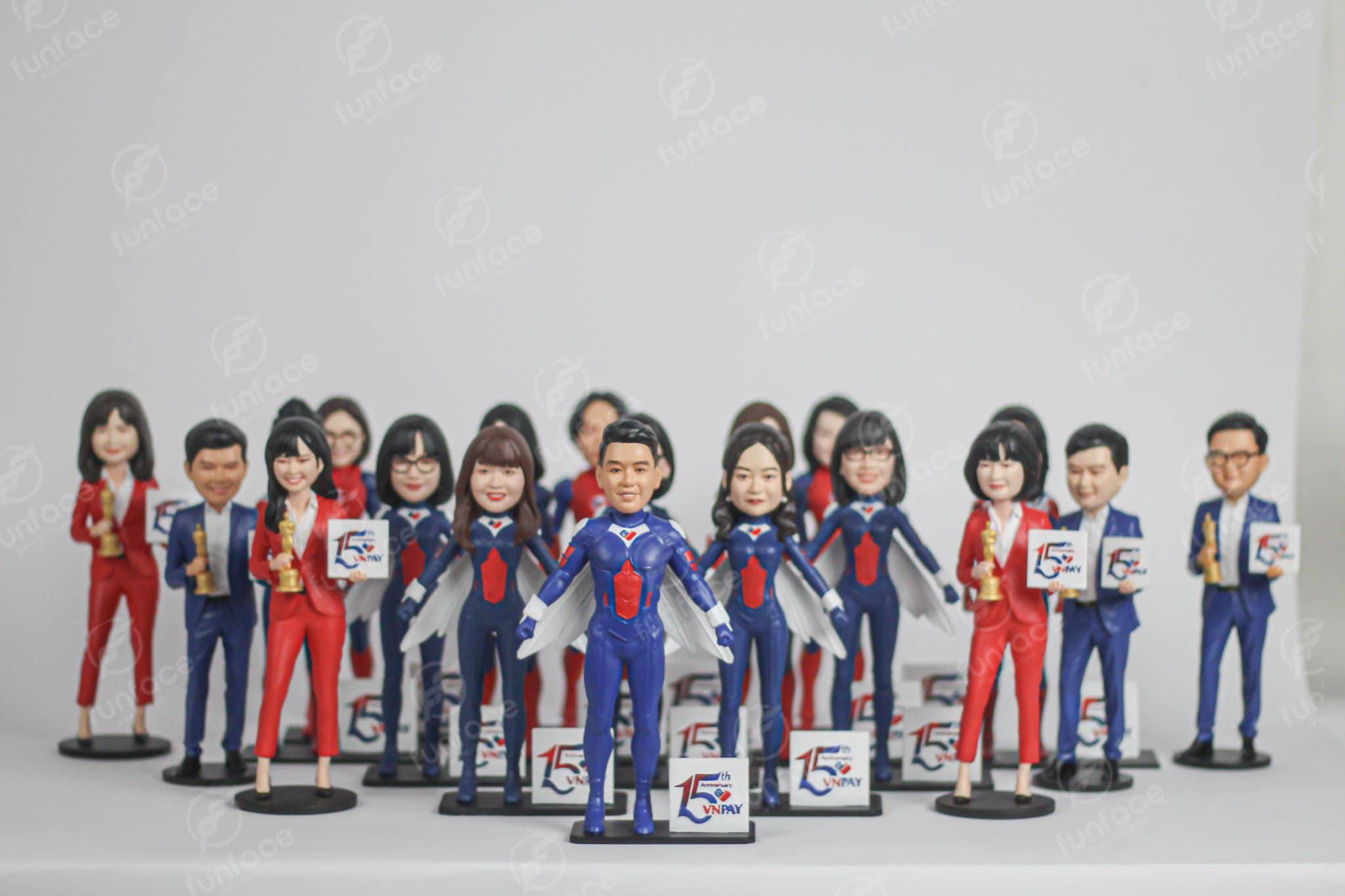 Avenger Custom Figure, Realistic Custom Statue, Super Hero Figure ...