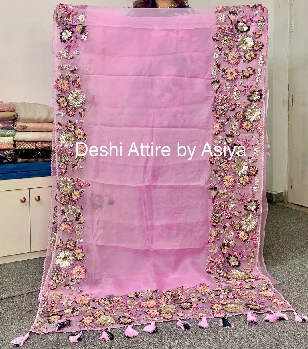 Exclusive Pure Sopura Muslin Floral Embroidered and Zardosi Work Saree ...