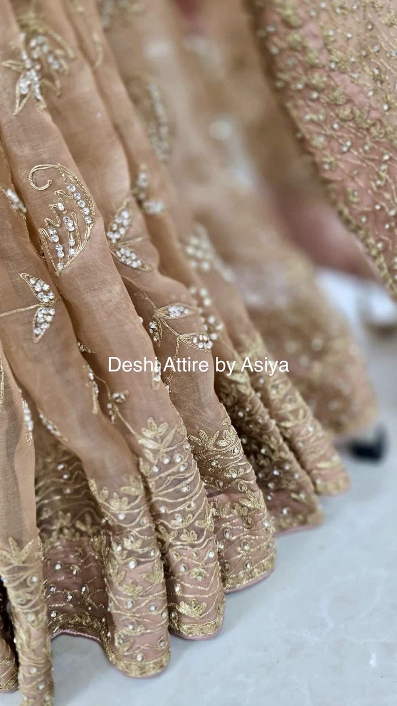 Authentic Sopura Muslin Party Saree With Zardosi Work in Golden Color ...