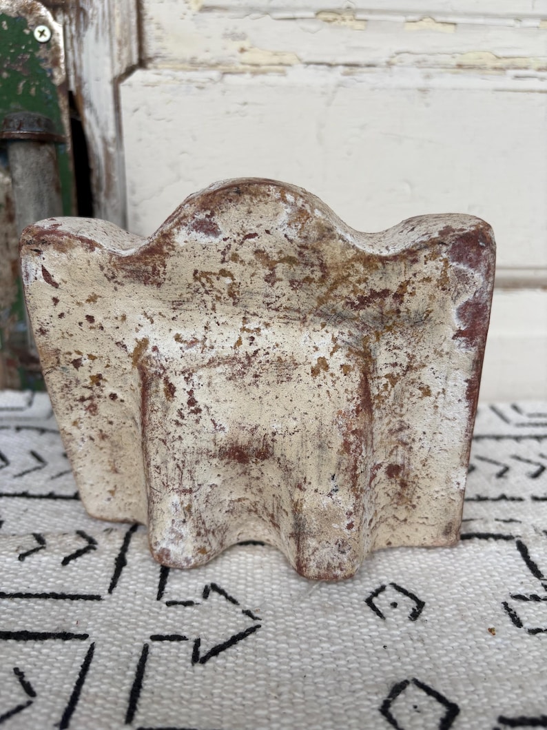 Vintage Little Pottery Nicho With a Pair of J. Diller Iridescent Raku ...