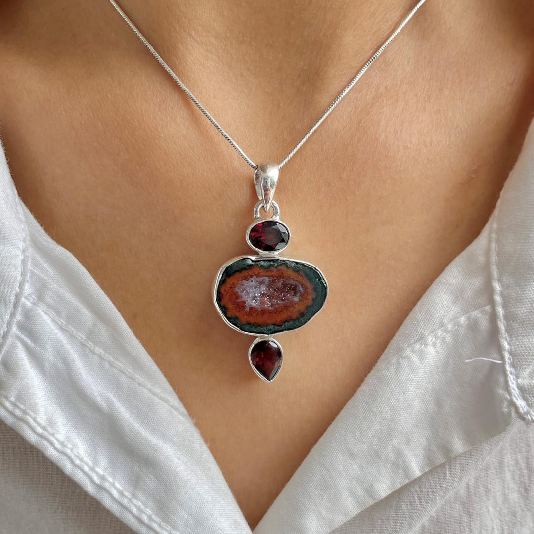 Coconut Geode, Garnet Pendant / 925 Sterling Silver Pendant / Healing ...