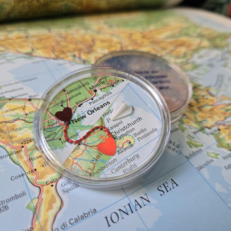 Custom Map Pocket Hug: Long Distance Gift With Red String of Fate - Etsy