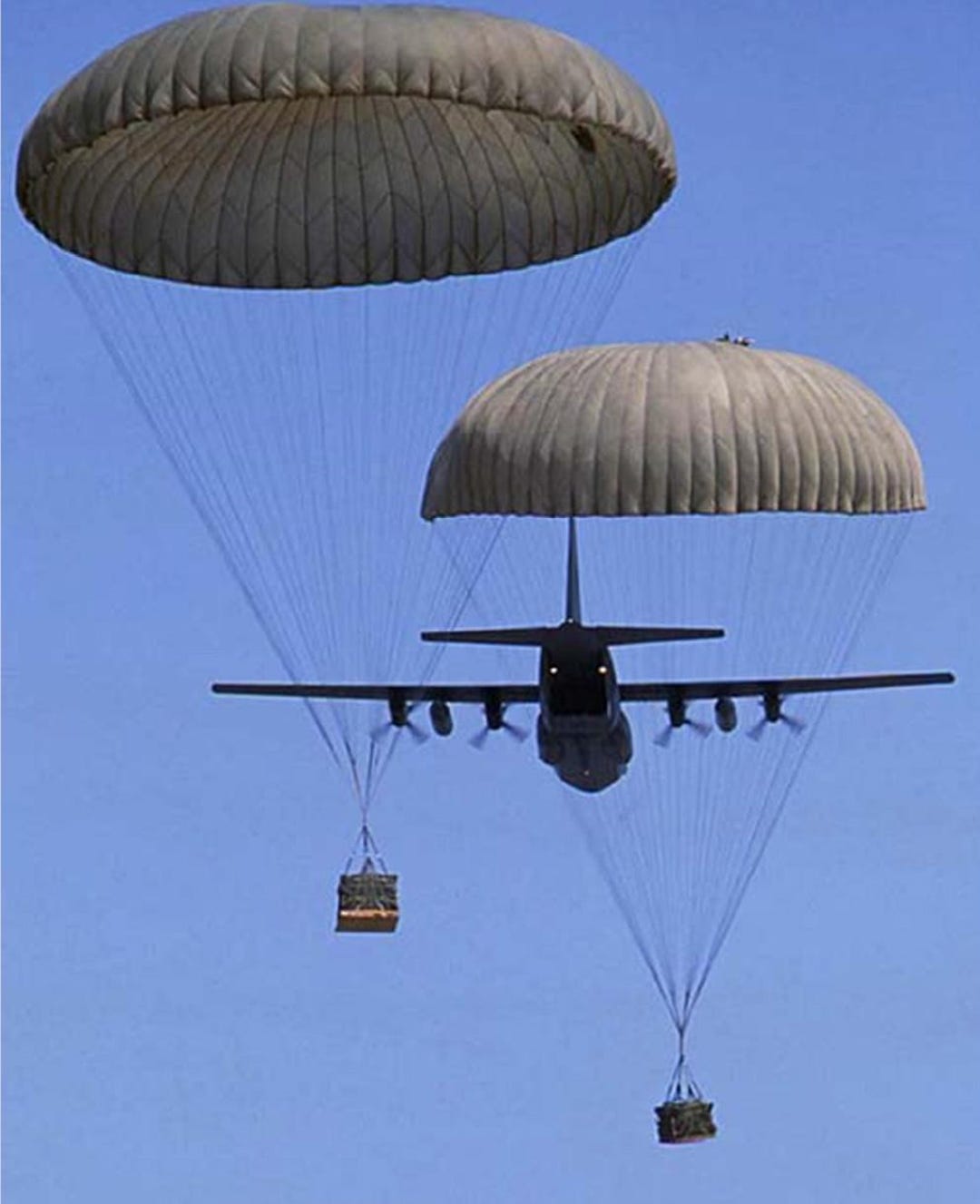 US Military 100' Cargo Parachute Canopy Type G11B (used) NSN:1670-00 ...