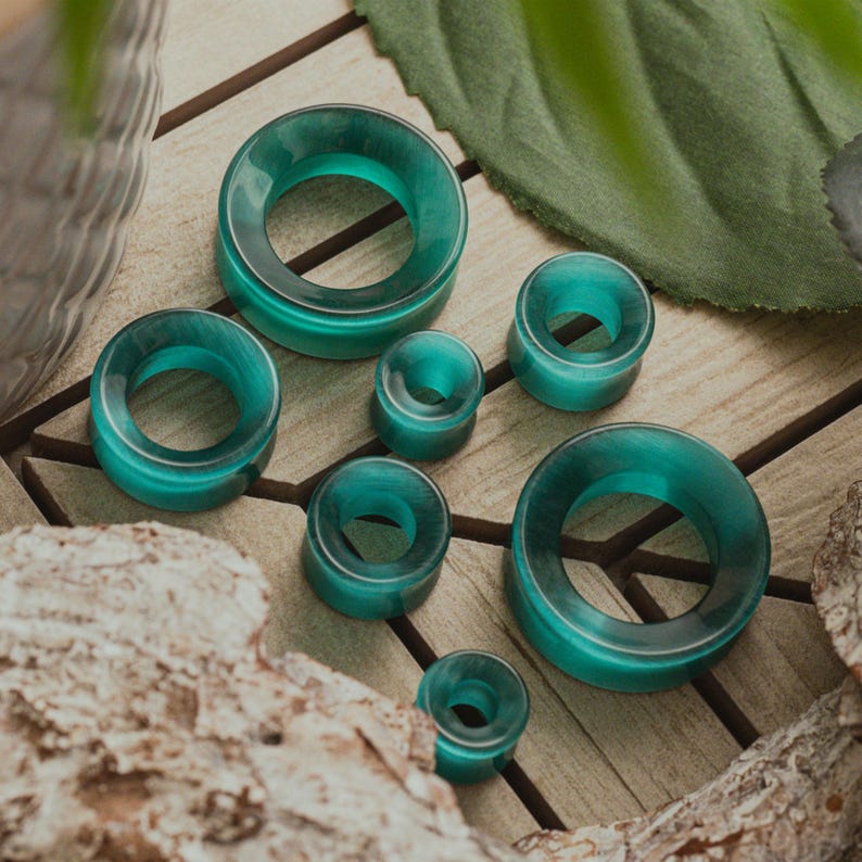 Green Cats Eye Tunnel / Gauge - Double Flare Glass Ear Plugs / Gauges ...