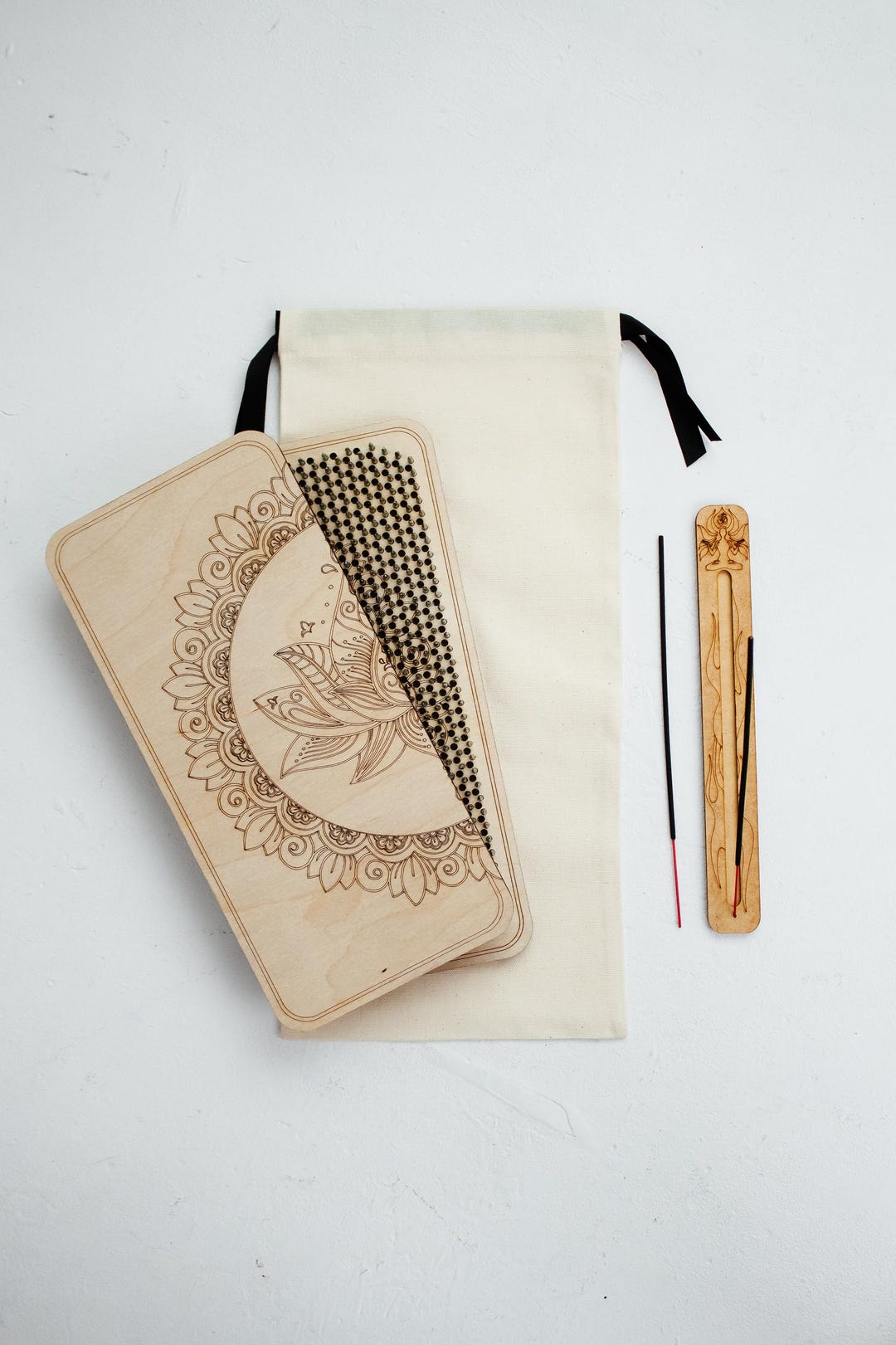 Sadhu Board for Beginners, Nail Board for Foot, Gift for Yoga Lover ...