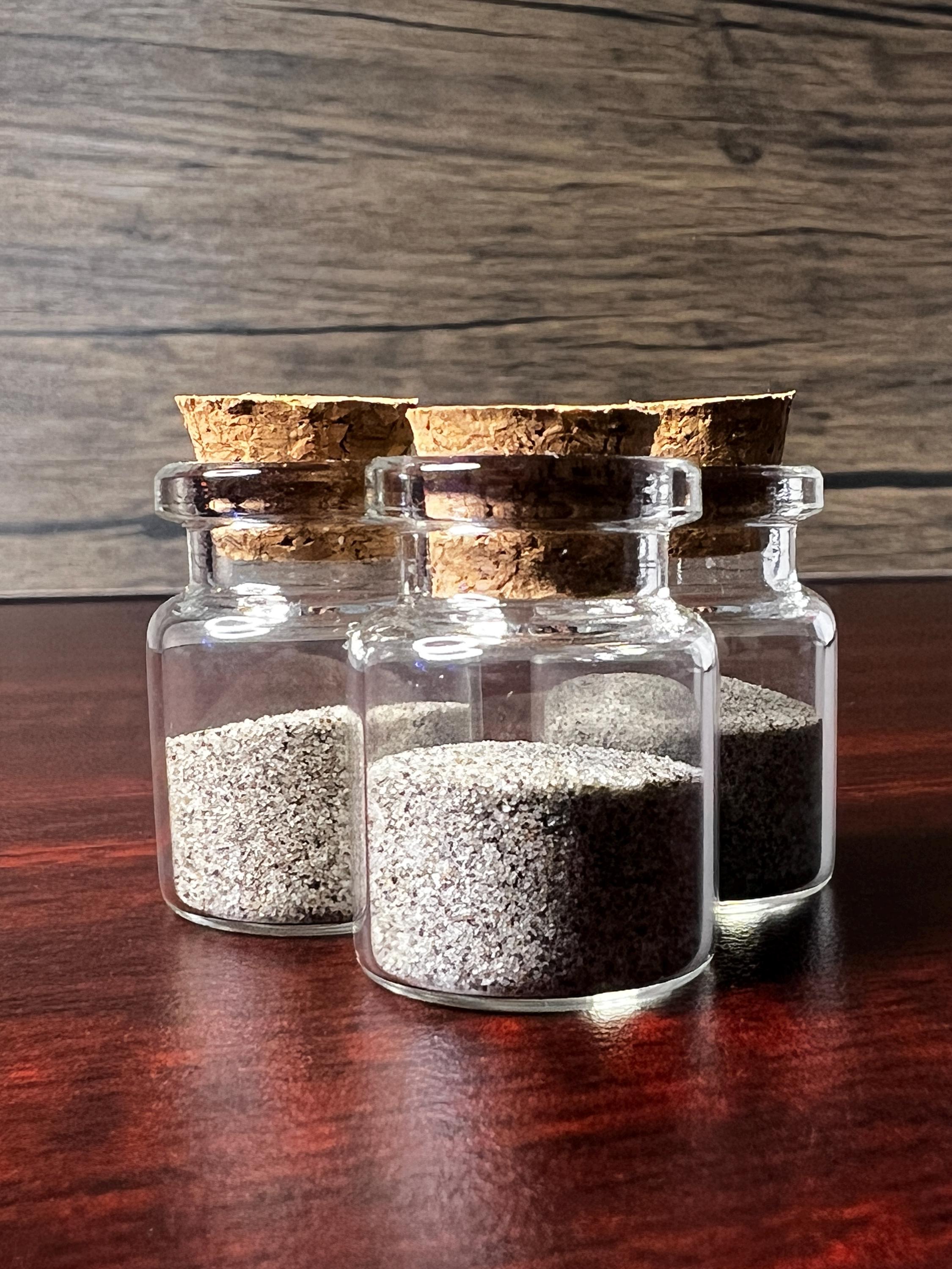 Cholon Beach Sand in 5ml Jar – Colombia - Slice of Paradise - CO Sand ...