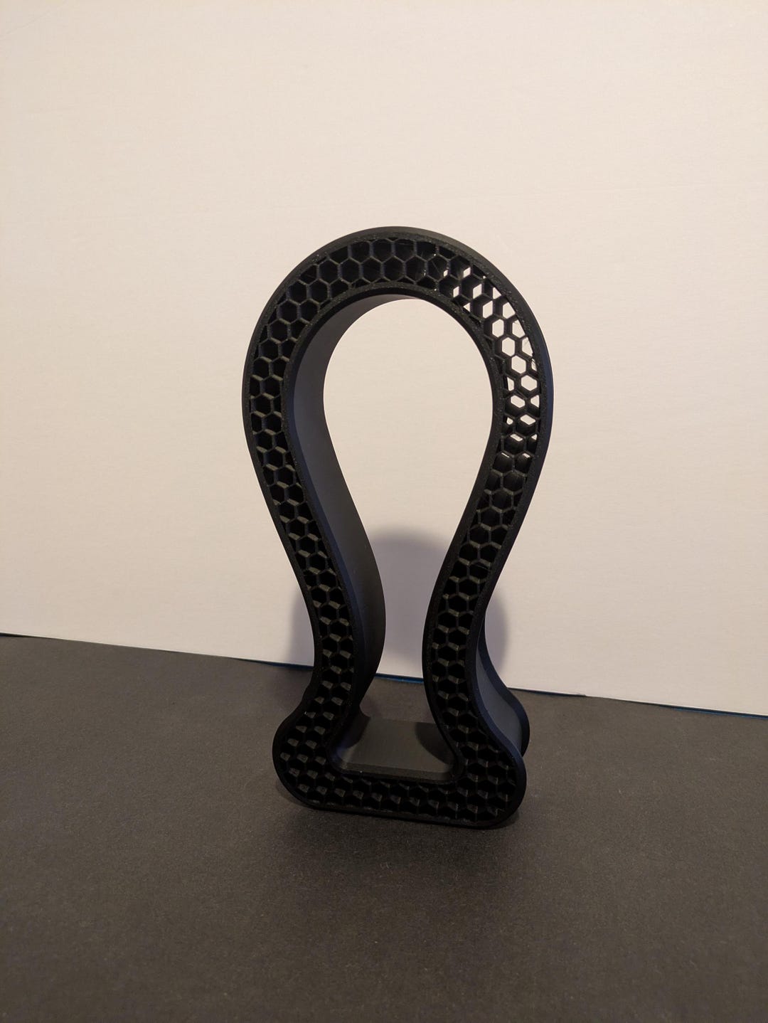 Hexcomb Headphone Stand - Etsy