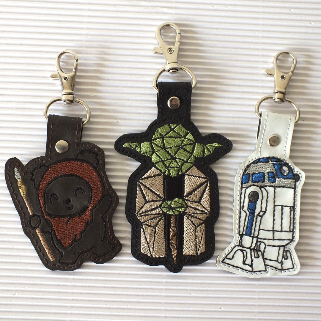 Yoda Keychain - R2D2 Keychain - Ewok Keychain - Star Wars Keychain - Etsy