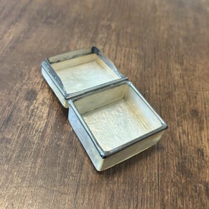 Vintage Capiz Shell("windowpane Oyster"] Trinket Box Great Condition ...