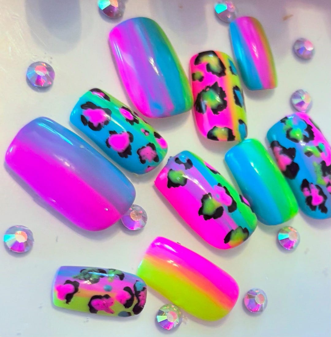 Lisa Frank Inspired Nails (med Square) - Etsy