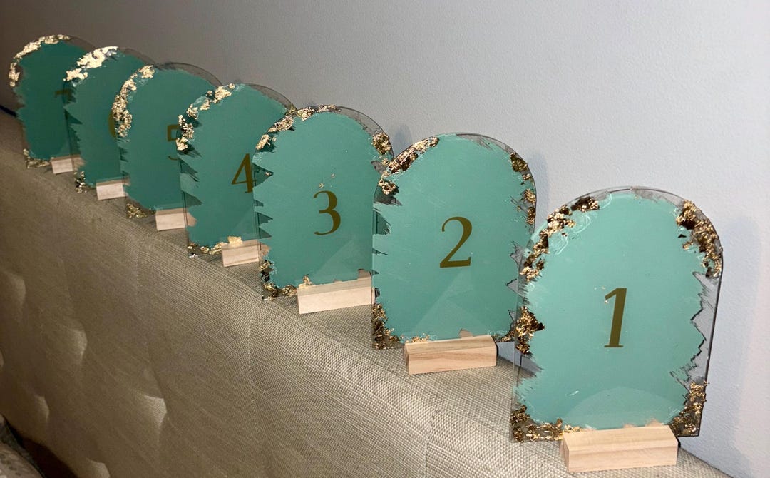 Customizable Acrylic Table Tent Signs - Etsy