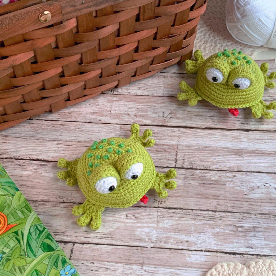 Cute Amigurumi Frog Crochet Pattern PDF, Funny Frog Plushie DIY ...