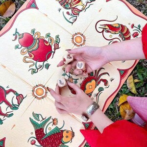 Bau Cua Tet Game – Traditional Vietnamese Lucky Game | Gourd Crab ...