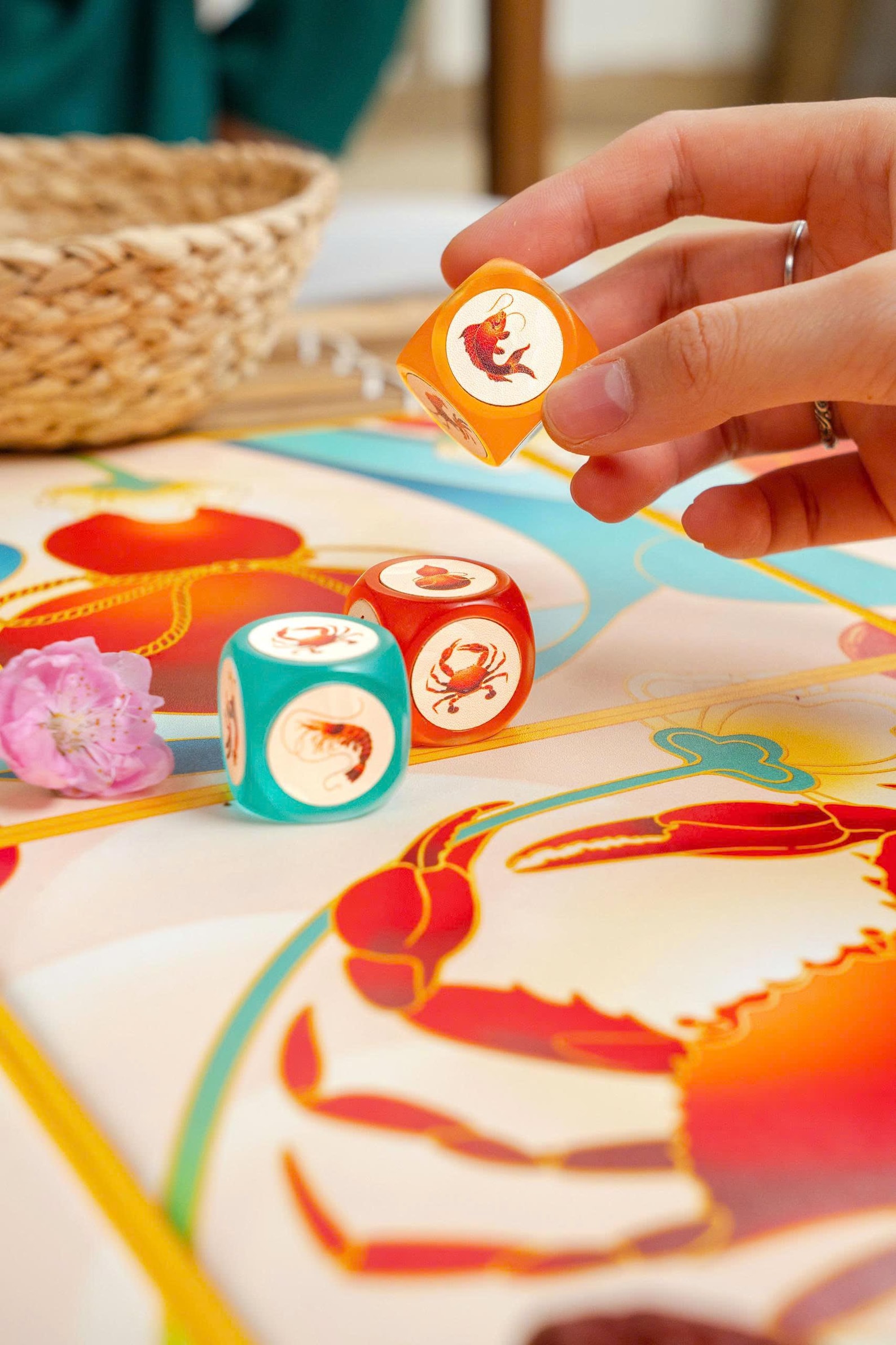 Bau Cua Tet Game – Traditional Vietnamese Lucky Game | Gourd Crab ...