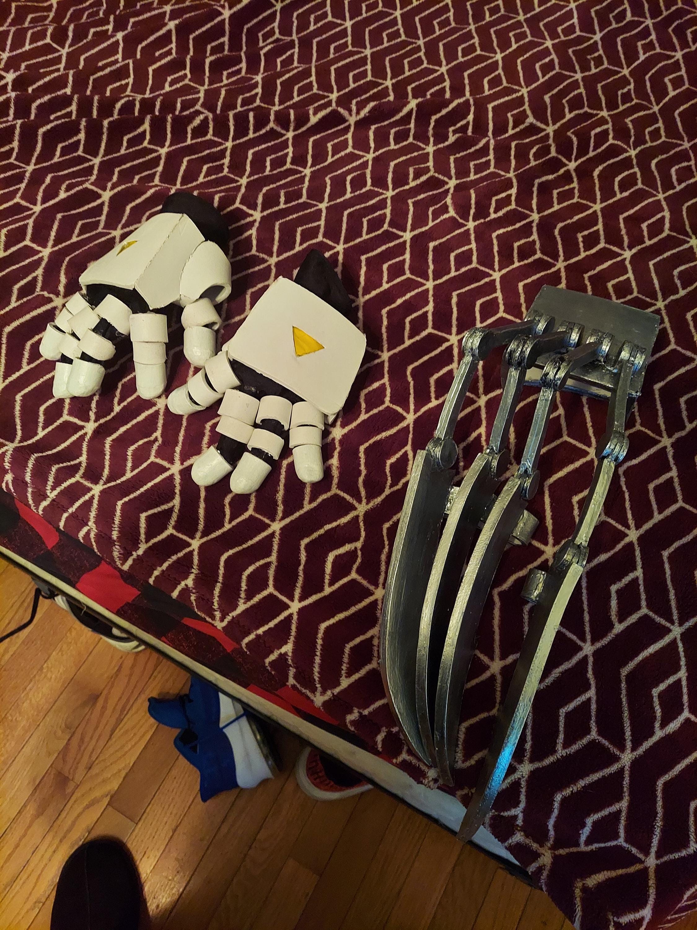 Murder Dron Claws and Hand Template Pdf File - Etsy