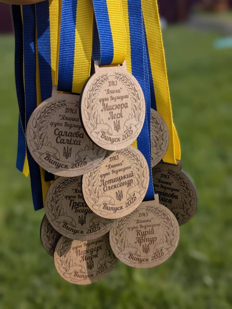 Medal Shape Laser Cut File: Award Design SVG Vector (digital Download ...